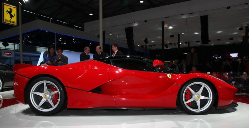 Ferrari LaFerrari hits the Shanghai Auto Show - CarNewsChina.com