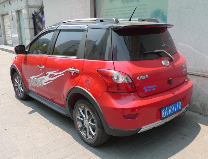 Great Wall Florid Cross is Hot in Shanghai - CarNewsChina.com