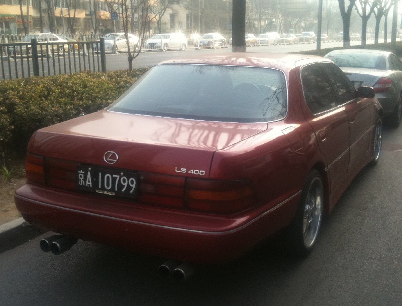 Lexus LS400 in Red with a Body Kit in China - CarNewsChina.com