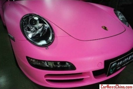 Porsche 911 Carrera 4S Cabriolet is matte Pink in China - CarNewsChina.com
