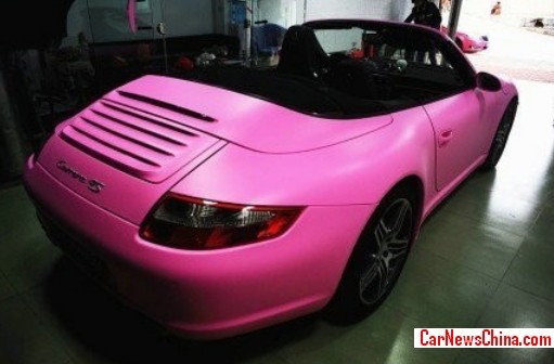 Porsche 911 Carrera 4S Cabriolet is matte Pink in China - CarNewsChina.com