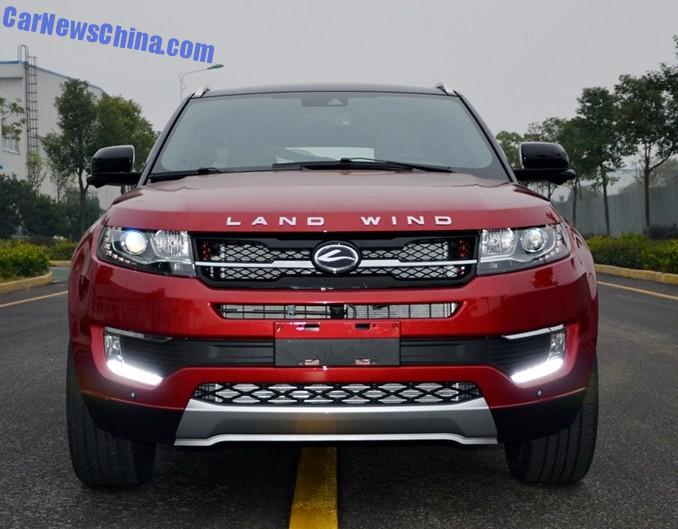 New photos of the Landwind X7, China's clone of the Range Rover Evoque ...